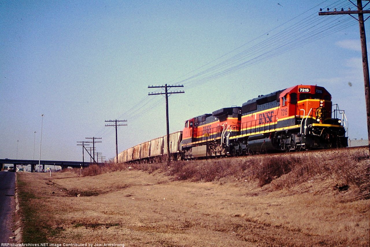 BNSF 7215